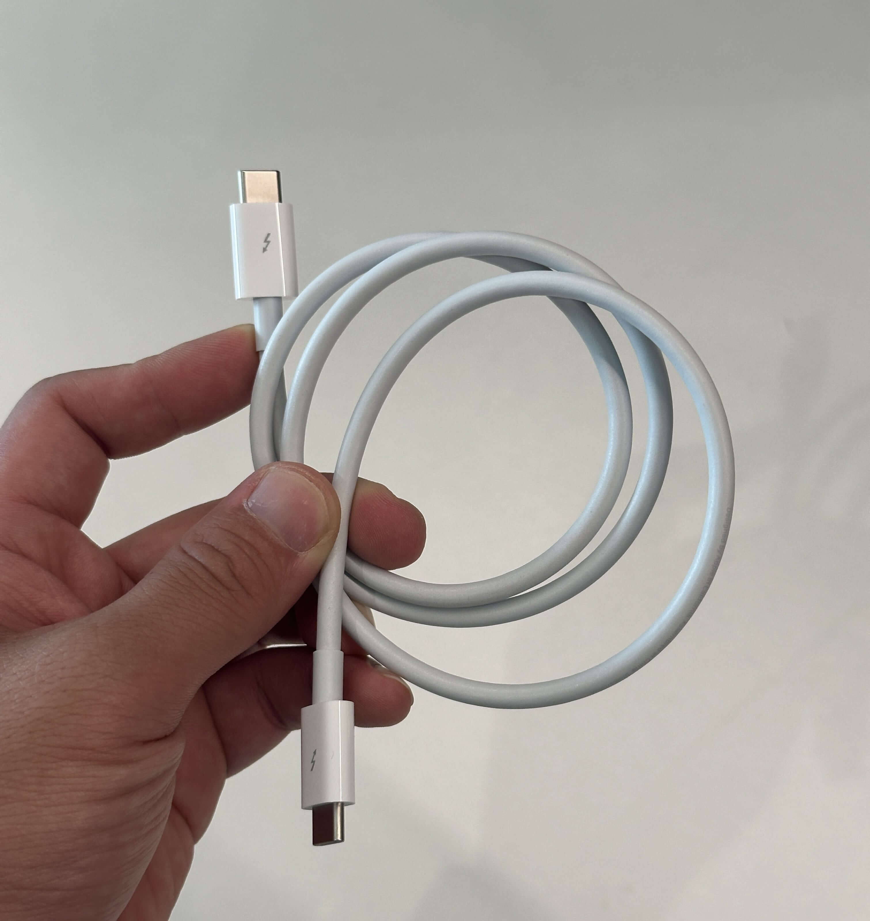 Cáp Apple Thunderbolt 3 dài 0.8m chính hãng (Likenew) - Sành Phụ Kiện